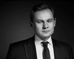 Mariusz Adamczewski - Large Scale Solar Central and Eastern Europe