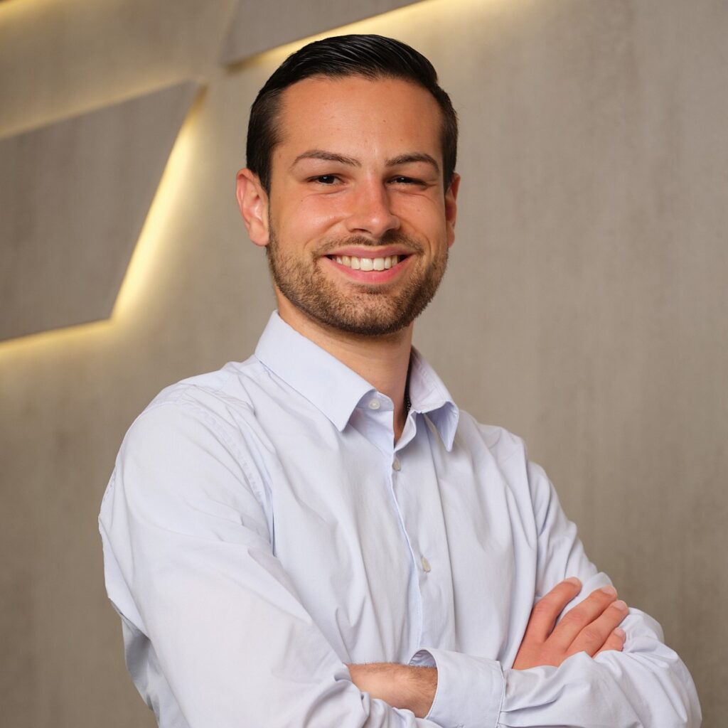 Emil Trepin - Large Scale Solar Central and Eastern Europe